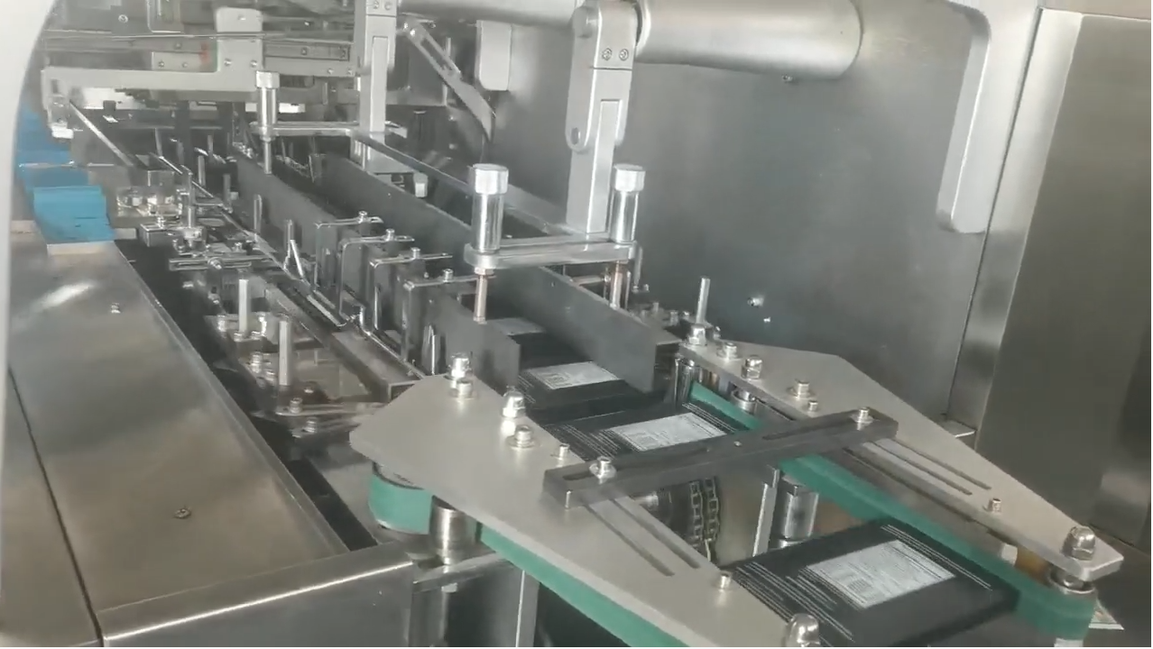 Cartoning Machine – AIPAK