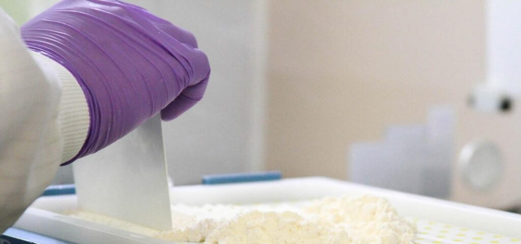 Capsule Powder Filling Machine: The Complete Buying Guide in 2025