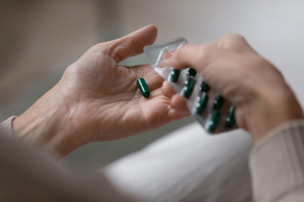 How To Open A Pill Capsule Without Breaking It? – AIPAK