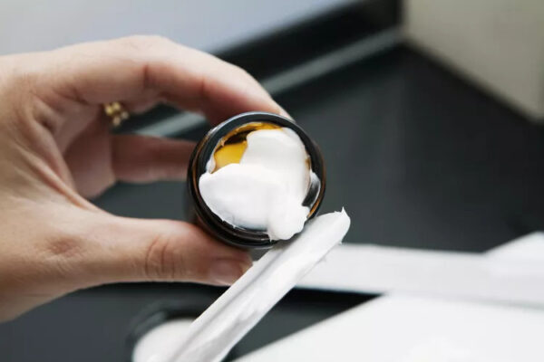 What Is The Difference Between Ointment And Cream? – AIPAK