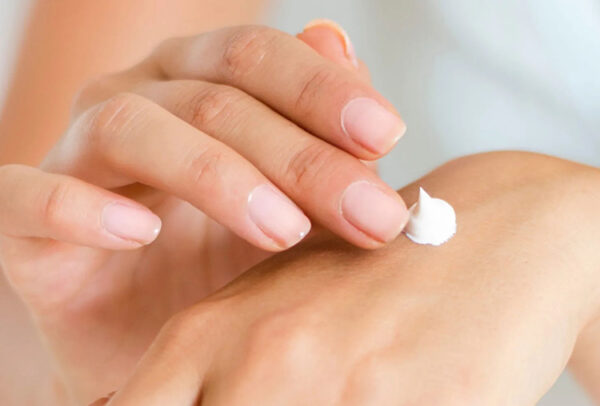 What Is The Difference Between Ointment And Cream? – AIPAK