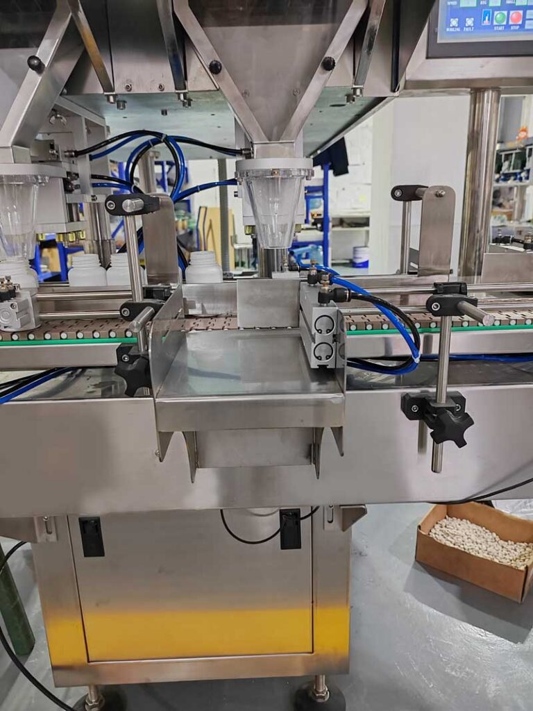 Apc-16C Electronic Tablet Counting Machine with Vibrating Blanking Waste Kicking – AIPAK